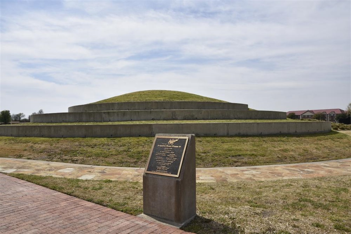 Arapaho Park - Addison Parks